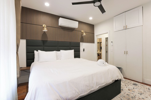 Suite Familiar, Vista para a cidade | Cofre no quarto, secretária
