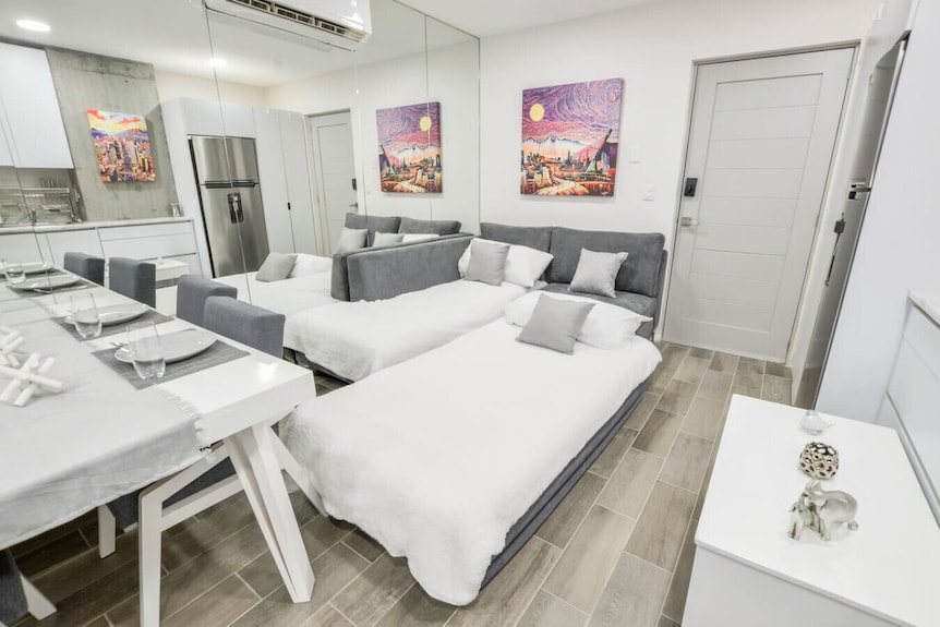 ¡De Lujo & Artístico! 4 Personas + Gym + Cama King - San Pedro Garza García