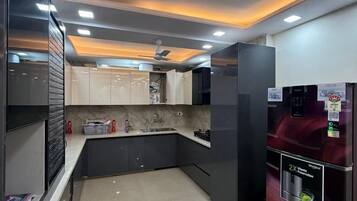 Quarto Deluxe, Vista para a cidade | Cozinha partilhada