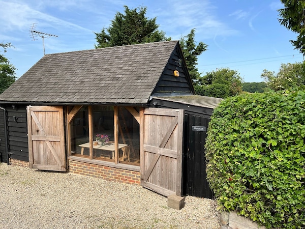 Beautiful Detached Barn In The Chiltern Hills - Oxfordshire