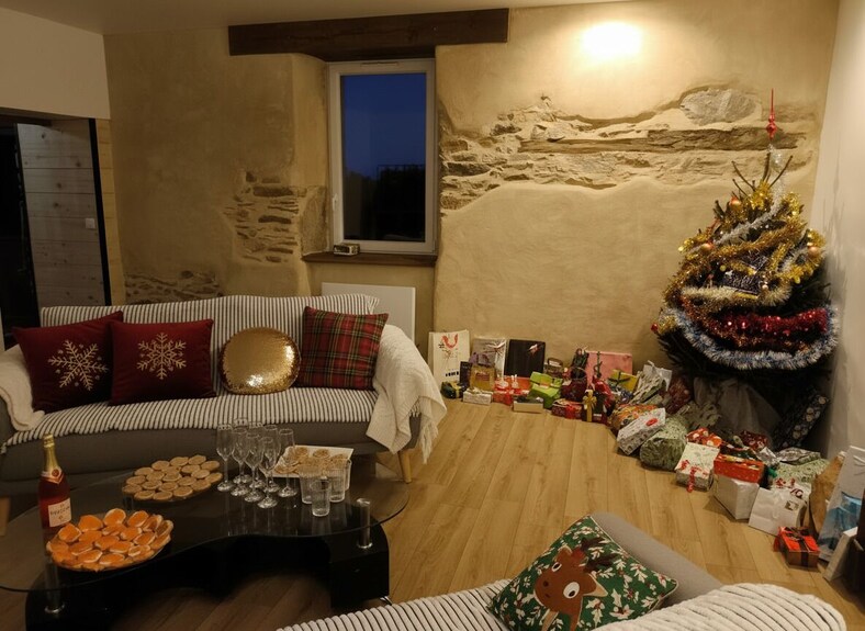 Les Pierres Occitanes Gîte 5 Chambres Avec Piscine, Au Cœur Du Tarn - Najac