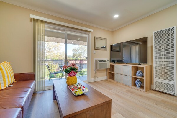 Walkable Pleasanton Condo Near Downtown W/ Balcony - Blackhawk, CA