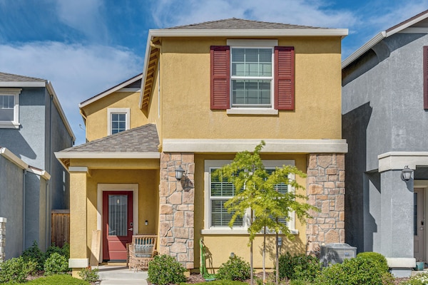 Explore, Shop & Relax! Getaway In West Sacramento - Sacramento, CA