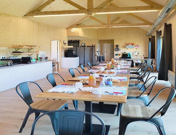 6 Guest Cottage With Pool & Terrace - Brittany