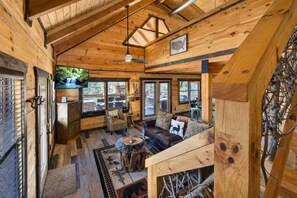 Cabine, 2 quartos | Sala de estar