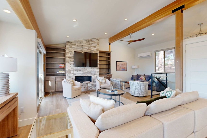 Treehouse-style Townhouse With Lake Views In Incline Village - Carson City, NV