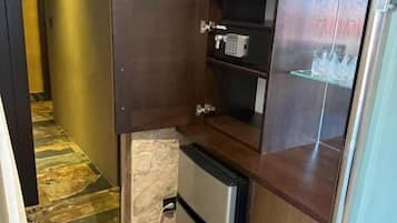 Quarto Premium, 1 cama queen-size, varanda, vista para o oceano | Interior