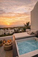 Two Bedroom House Sea view with Outdoor Hot Tub | Terraço/pátio interior