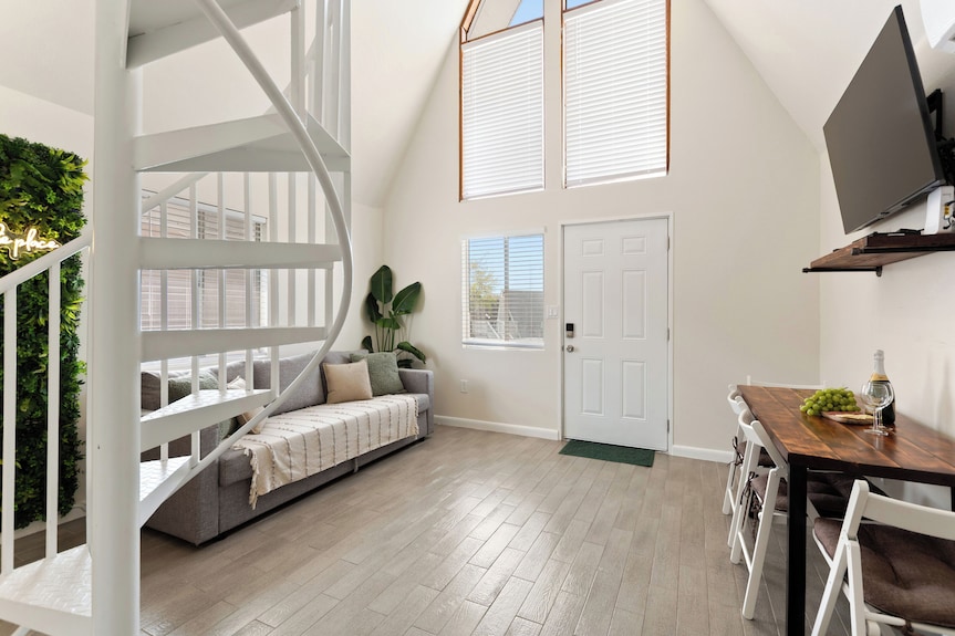 Lux A-frame Home,glamping Feel Near Disney,orlando - Clermont, FL