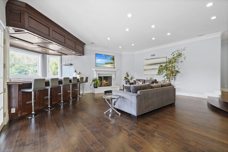 Royal Estate Near La - Castle-style 5br With Pool & Hot Tub - 西米穀