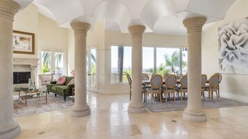Casa (5 Bedrooms) | Interior