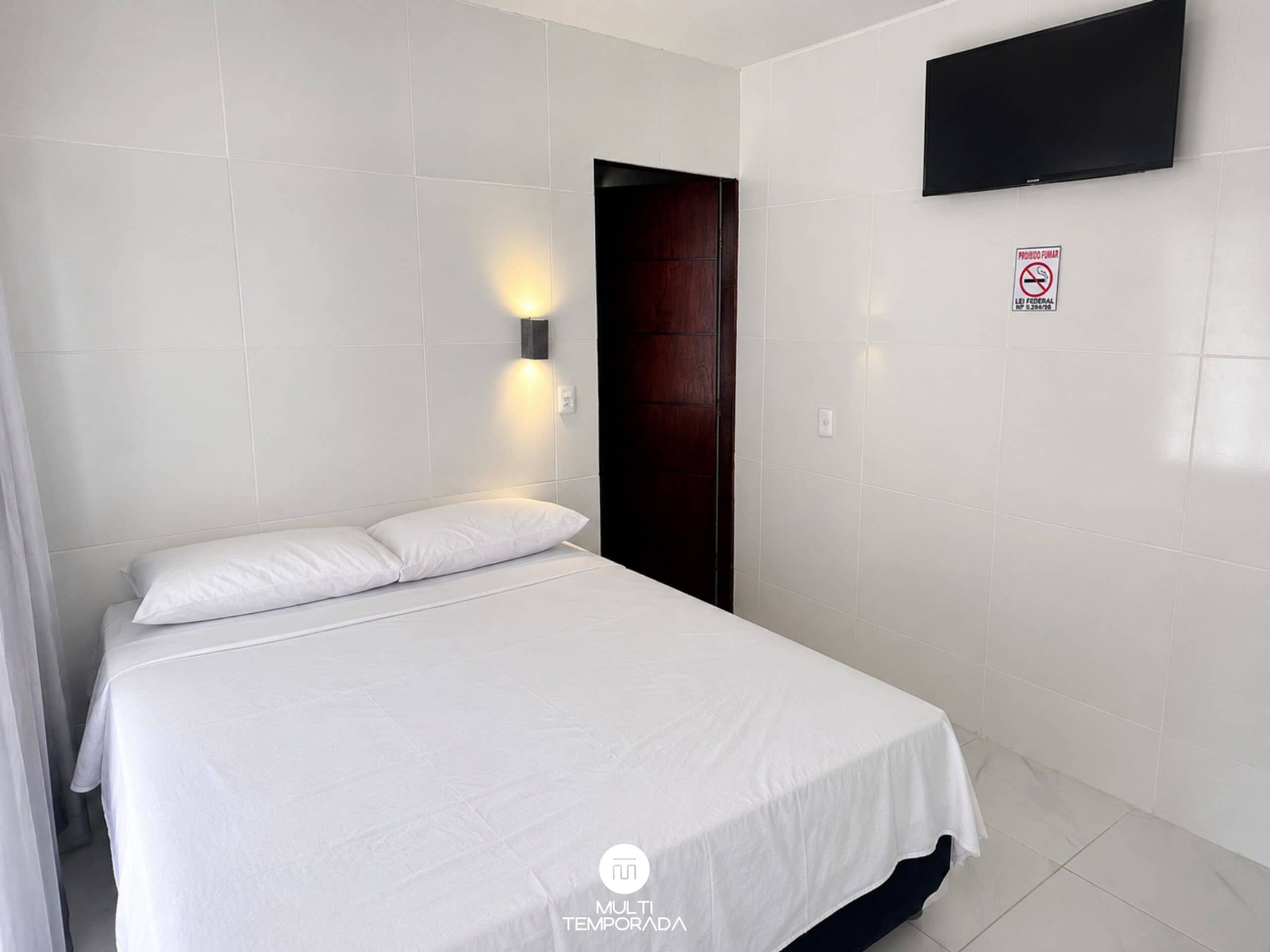 Suíte Casal Térrea - Pousada On the Beach - Aquiraz | Roupa de alta qualidade, Wi-fi grátis, com decoração personalizada 