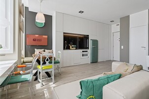 Apartamento (Apartment - Split Level)