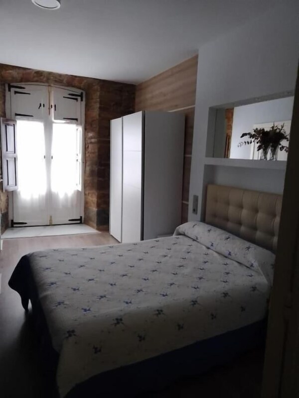 Hostal San Juan Oyarbide - Pyrenees