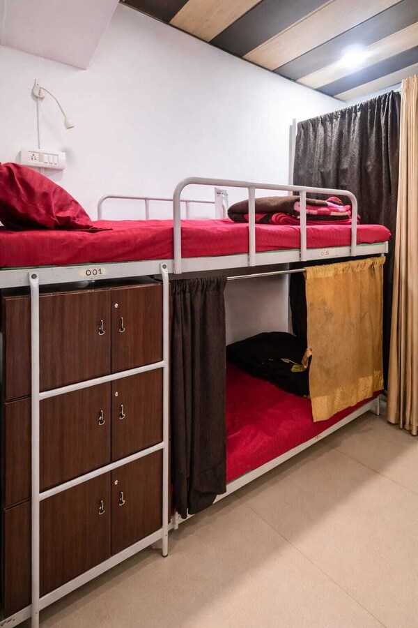 Hotel 4u By V4y Hotel And Resorts - Rishikesh