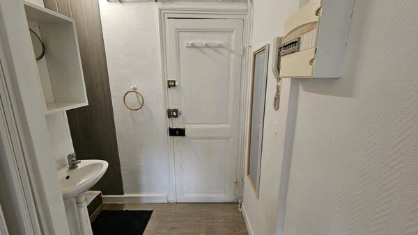 Les Glycines - Studio 9m2 Cosy Et Reposant 1p - Arras