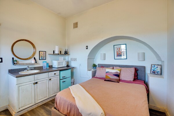 Desert Base Camp! River-view Suite W/ Trail Access - Canyonlands National Park