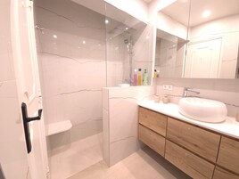 Casa | 1 quarto 