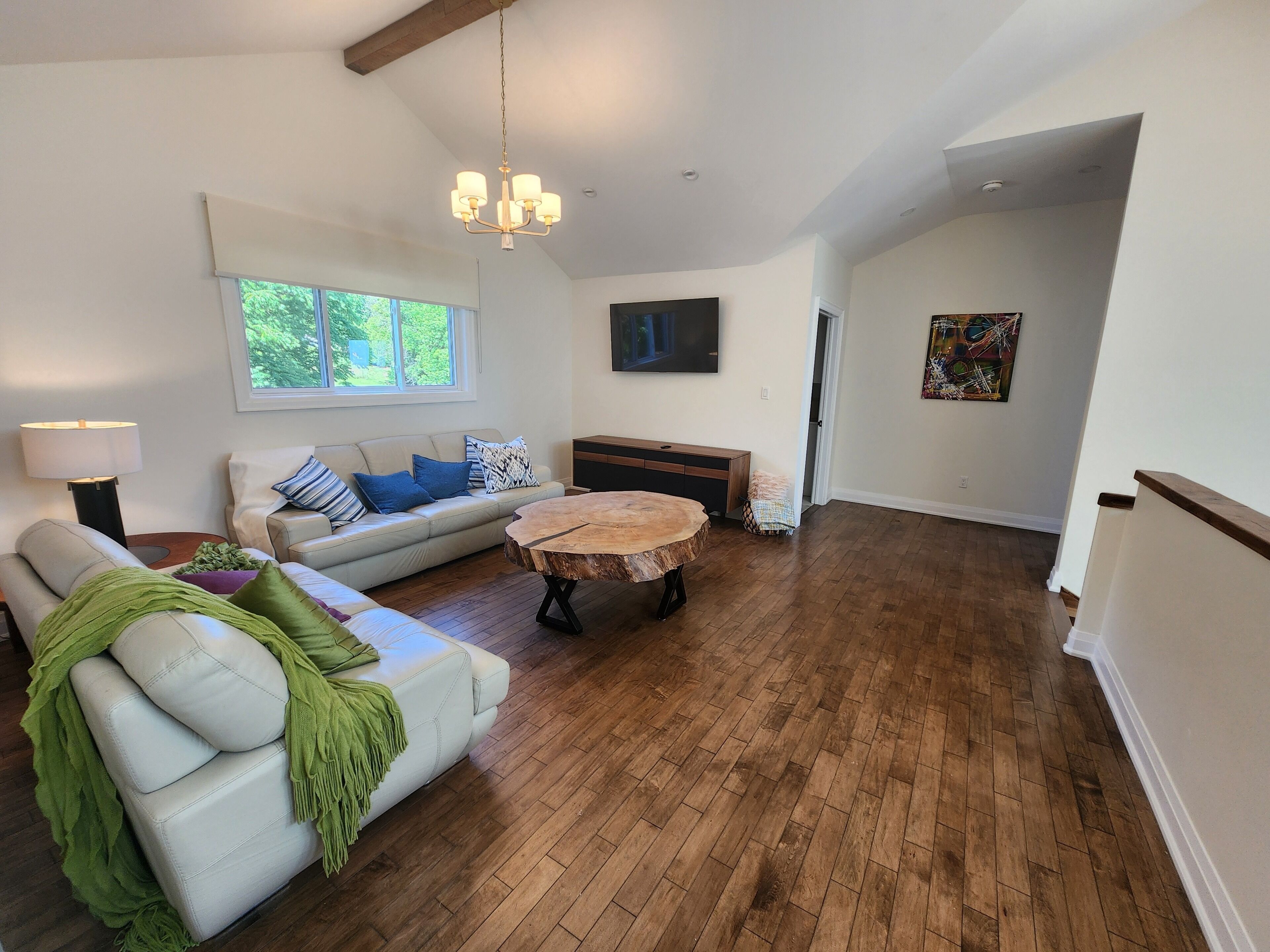 Luxury Chalet, Entertain Up To 70 People, Waterfall, Firepit, Putting Green. - Hamilton