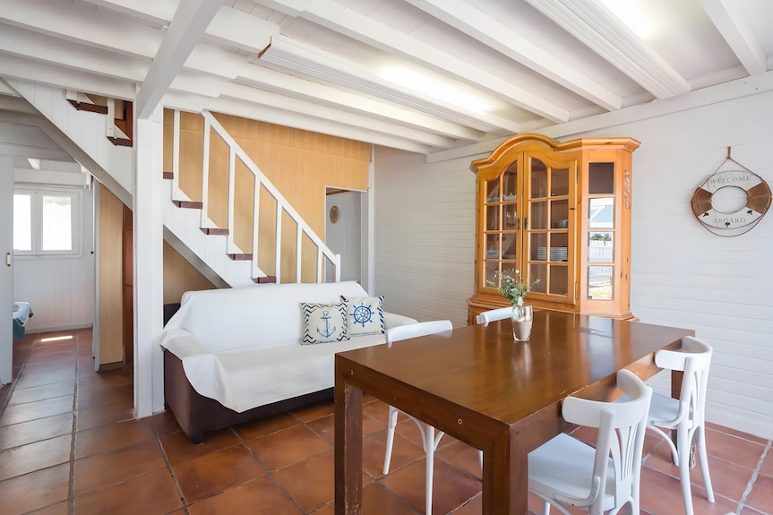 Maison Avec Terrasse Et Accès Direct à Une Plage Semi-privée - Oliva