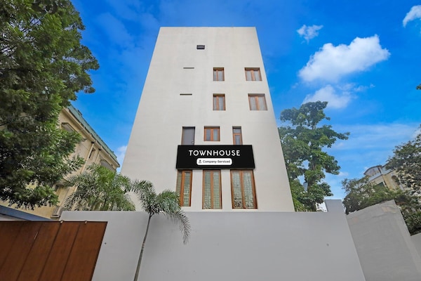 Deluxek.k Nagar Residency - Chennai