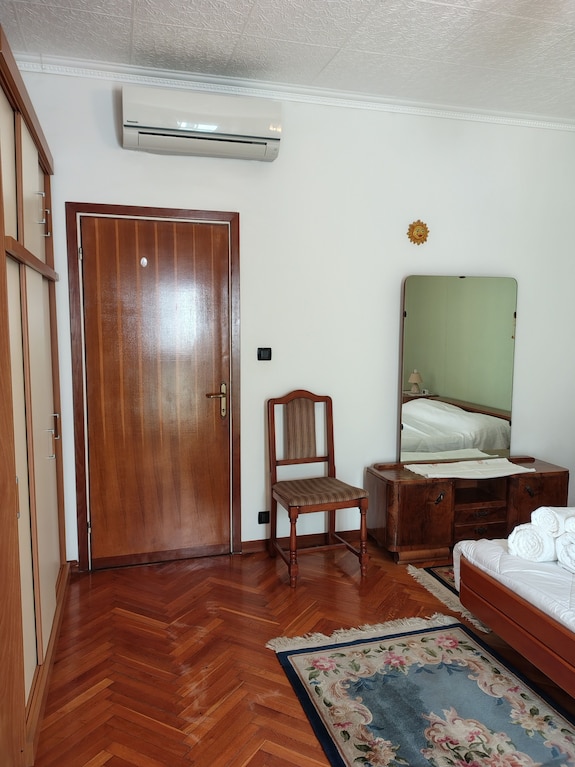 Tourist Location For Families And Couples. - Venedik