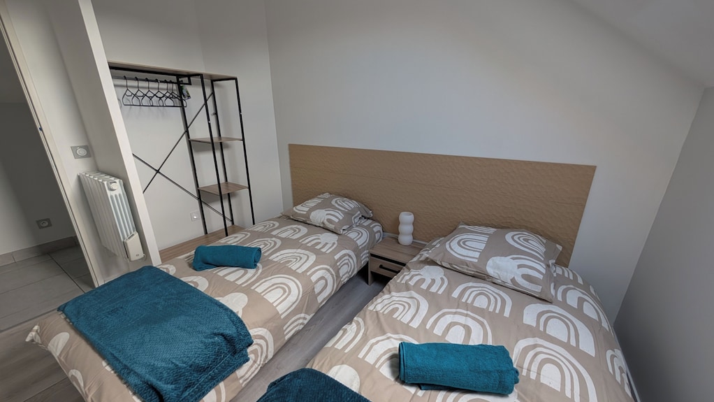 Appartement Duplex Avec Parking, Proche Eurexpo Et Groupama Stadium - Chassieu