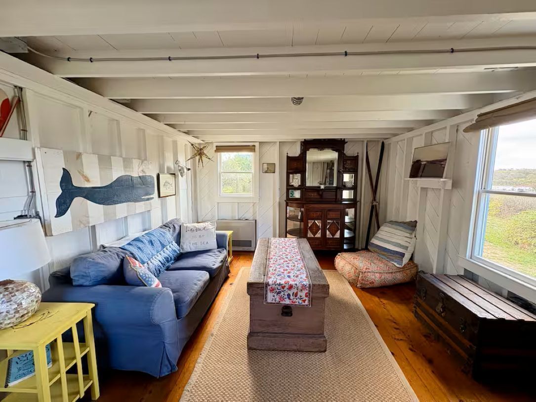 Salt Rose 2 Bedroom Cottage By The Sea - Block Island, RI
