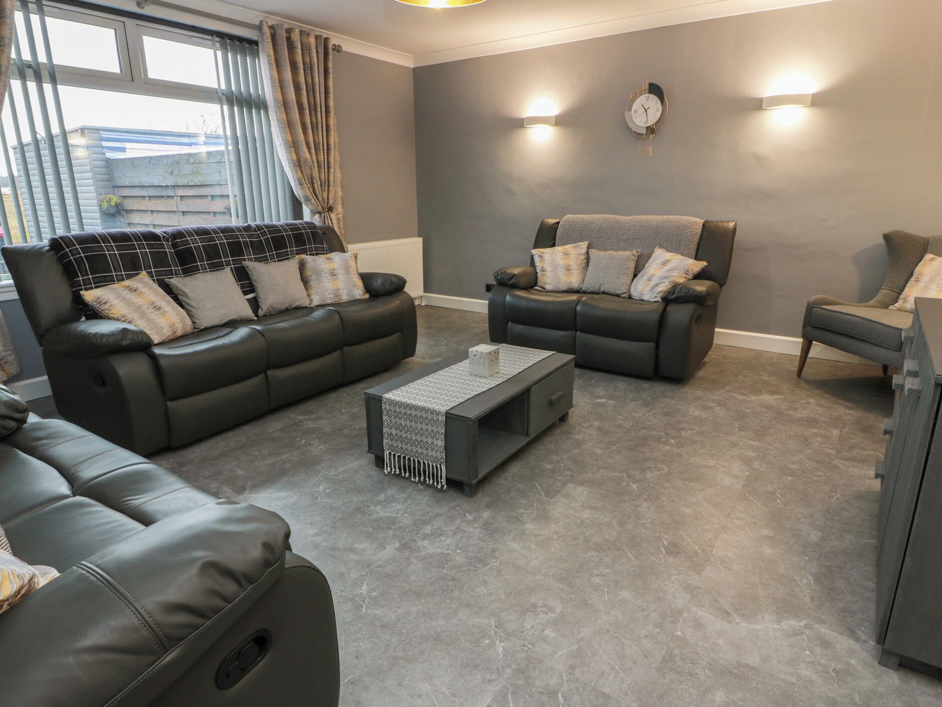 Shotts Cottage, Pet Friendly, With A Garden In Stirling - Falkirk