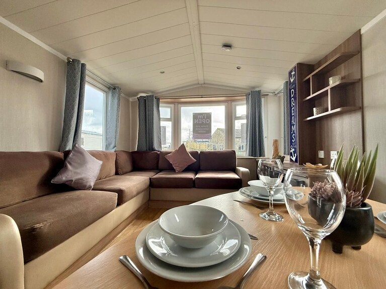 Homely Dog-friendly Caravan At Bowland Fell In Yorkshire Ref 93015w - Lancashire