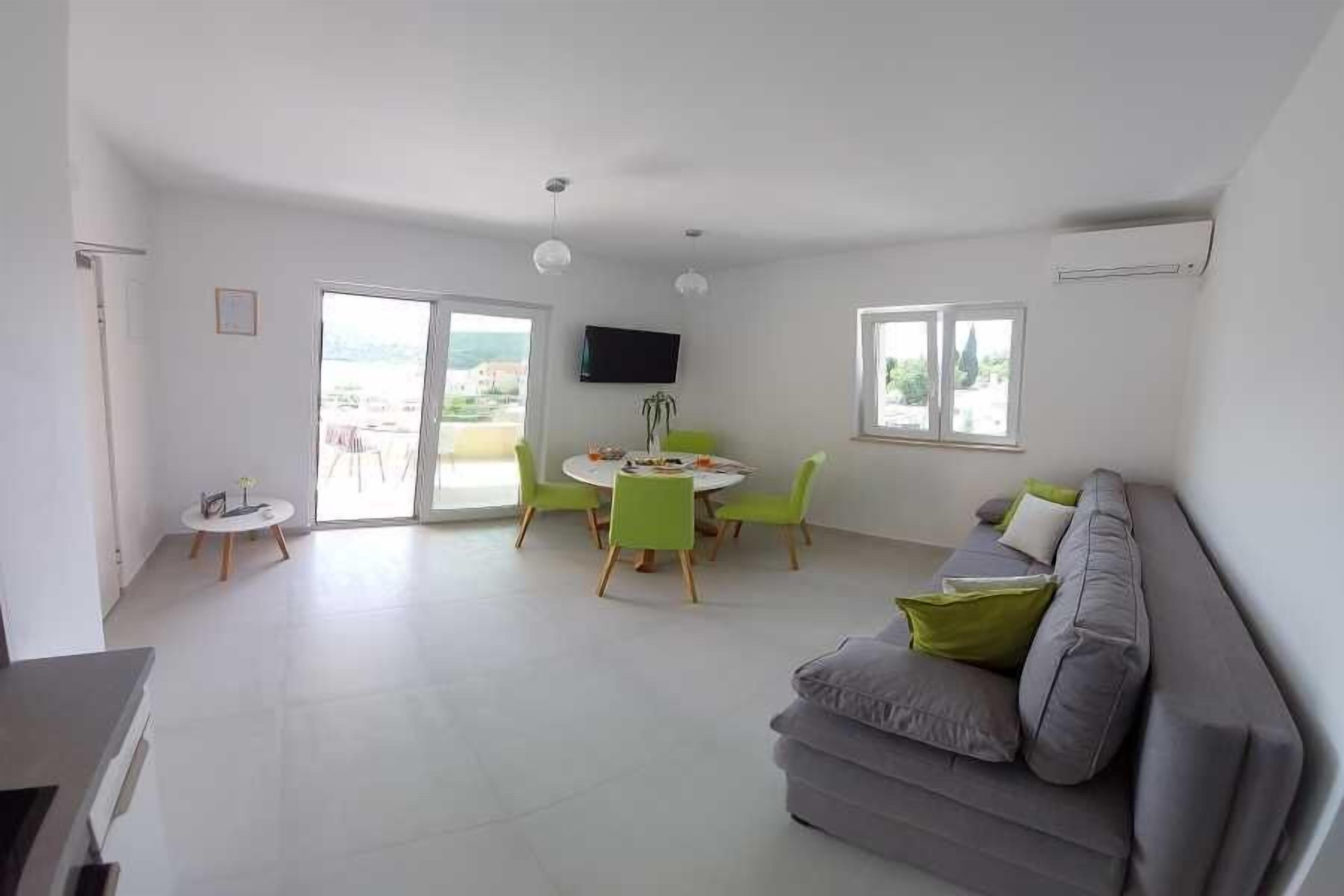 A5 - Luxurious 1-bedroom For 3: Elegant Design & Unmatched Breathtaking Views Of Slano Bay - Slano
