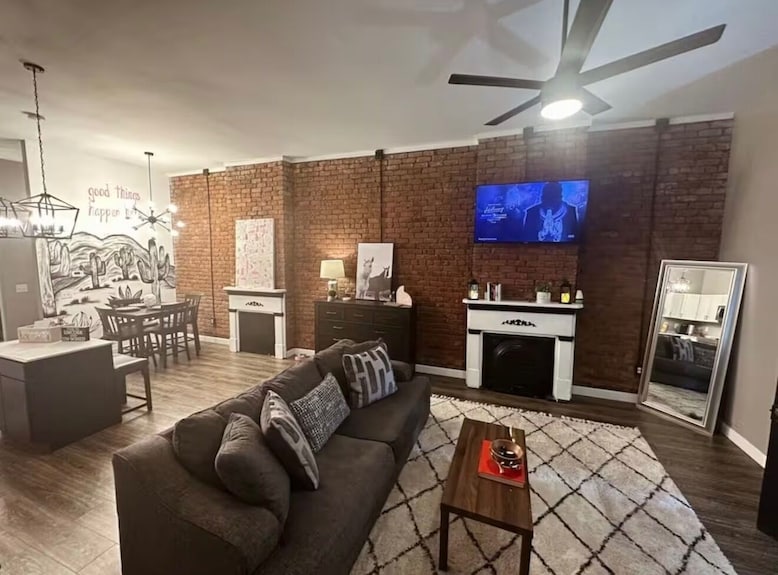 Historic Downtown Loft In Cartersville - Acworth, GA