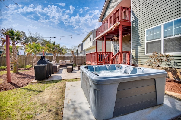 2 Blks To Beach! Family Home W/ Hot Tub In Norfolk - Norfolk, VA