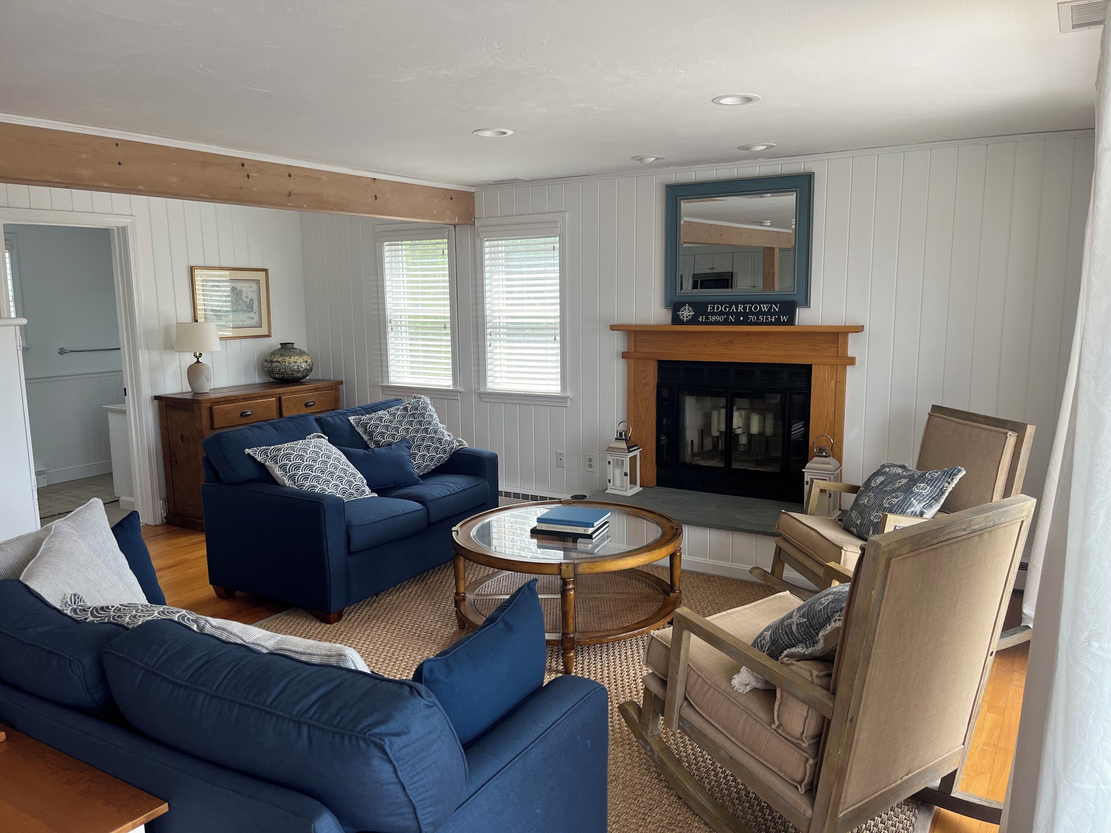 Sunny & Spacious Luxurious 4-bedroom Katama Beach House. Walk To South Beach - マーサズ・ビンヤード島, MA