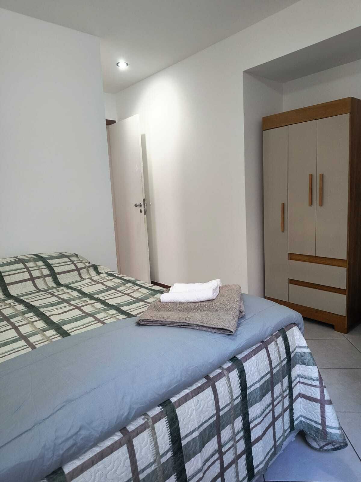 Cozy 2-bedroom Apartment On The Beach With Ac Near Restaurants And Night Life - Vitoria