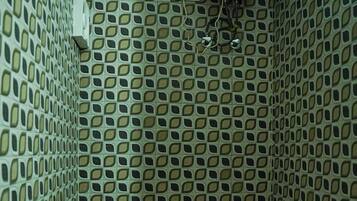 Quarto quádruplo luxo | Banheiro