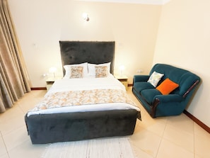 Apartamento, varanda, Vista para a cidade | Ferro/tábua de engomar, Wi-fi grátis 