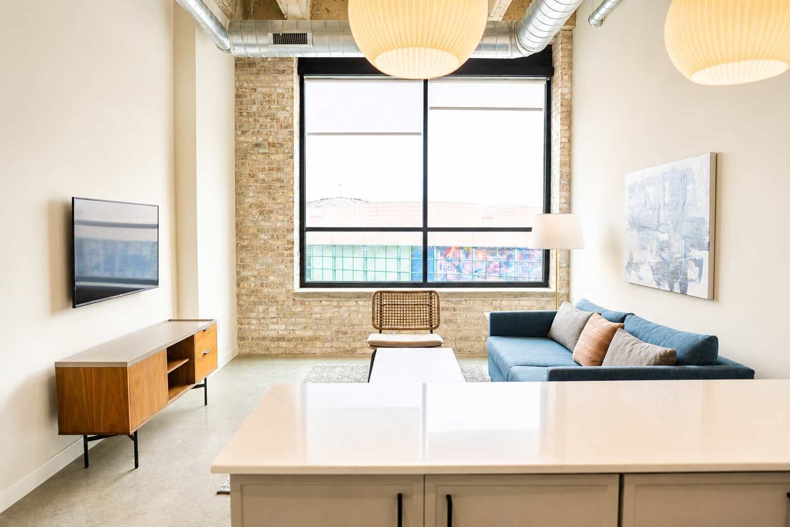 Roami At Century Plaza | Convention Ctr |1br Loft - Minneapolis, MN