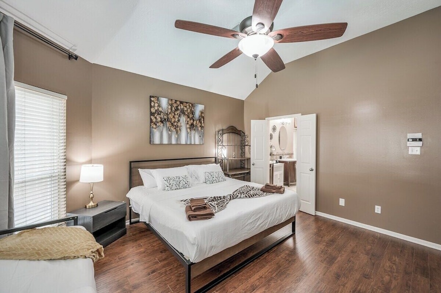 Katyretreat/heatedpool&hottub/gameroom/sleeps16 - Katy