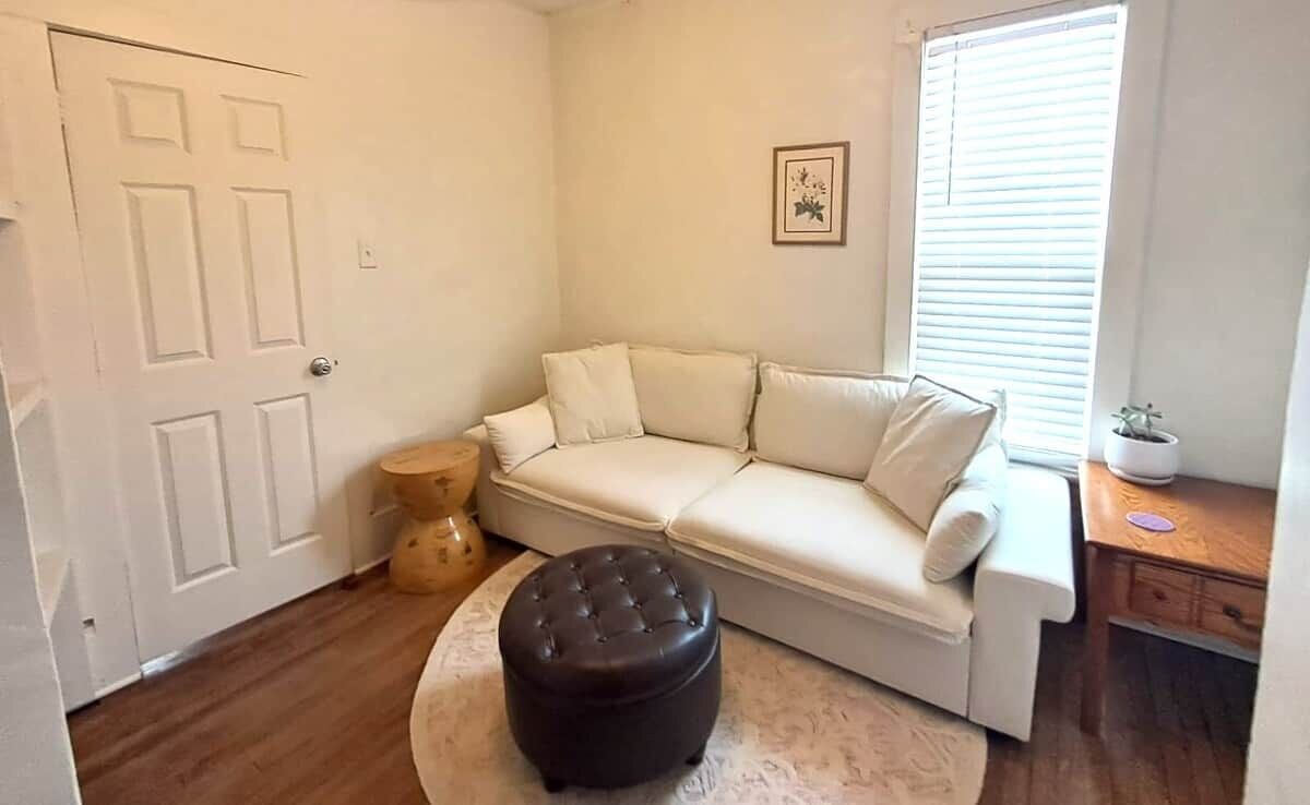 Windrose: Tranquil Pets-ok Soak Tub Suite Near Isu - Iowa State University, Ames