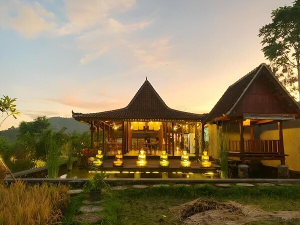 Anandinii Resort Sidemen By Agata - Sidemen