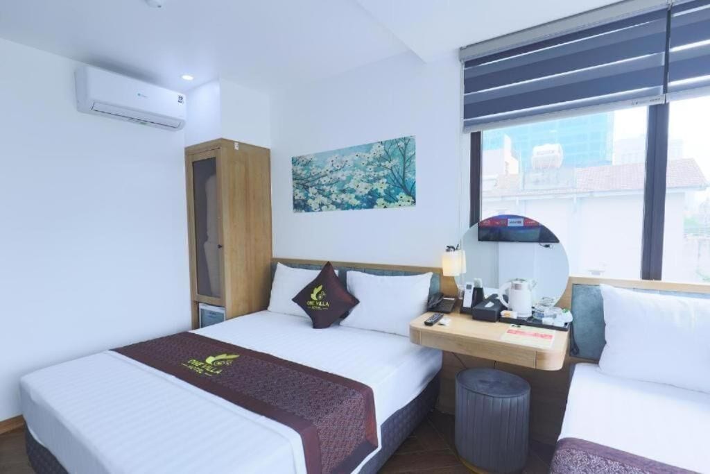 Quarto família, vista para a cidade | Cofres nos quartos, Wi-Fi de cortesia