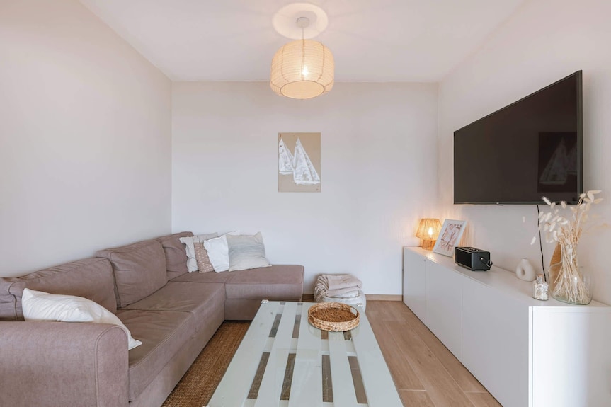 Renovated Apartment 5 Min To Beach - Oostende