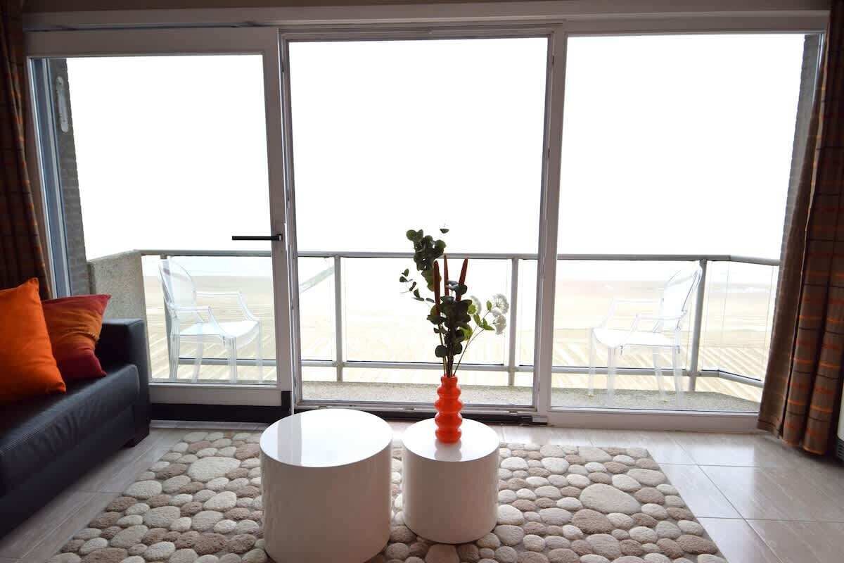 Seafront Apartment With Stunning Sea View - Middelkerke