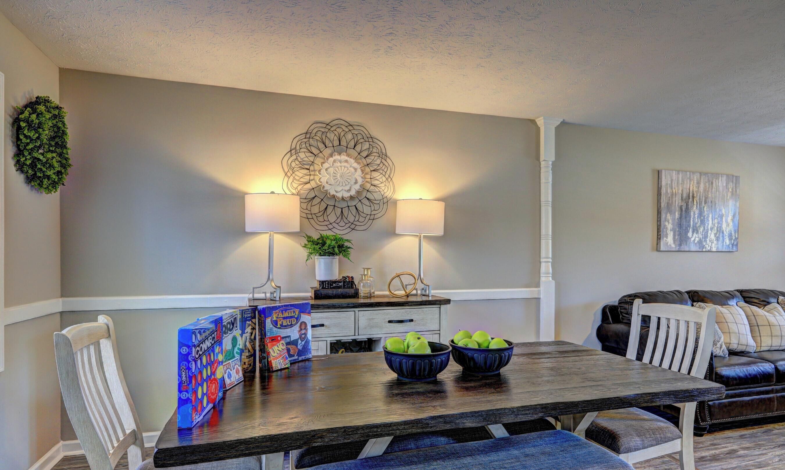 Varners Station - King Bed, Smart Tvs & More! - Douglasville, GA