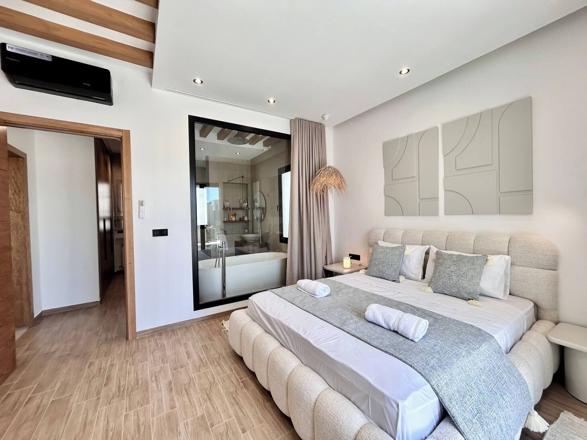 Vila, 4 quartos, piscina particular