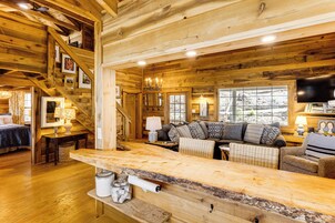 Casa (2 Bedrooms) | Interior