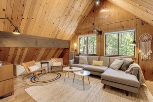 Casa (2 Bedrooms) | Interior