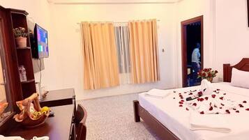Quarto casal luxo | Wi-Fi de cortesia