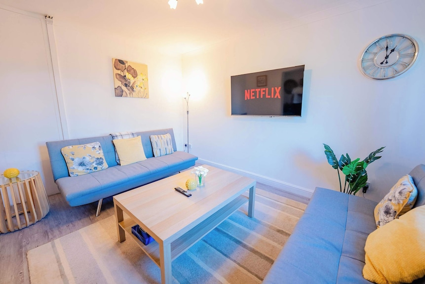 3br House With Games Room & Free Parking - Cardiff